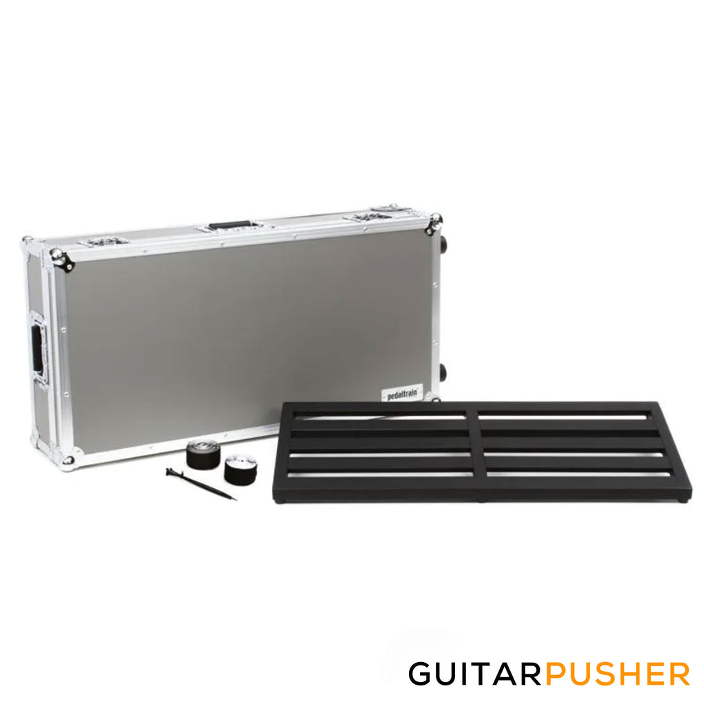 Pedaltrain Classic PRO (32 x 16) Pedalboard with Wheeled Tour Case ...